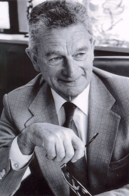 Timeline 1964–1992 – Massey becomes a university