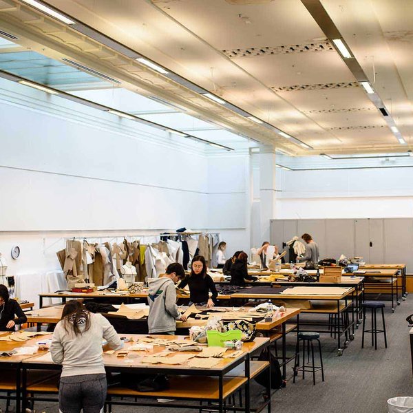 Study fashion & textile design