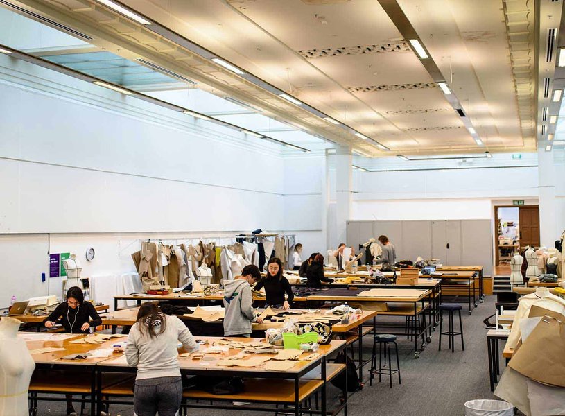 Study fashion & textile design