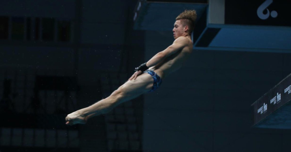 Diving deep for sport and academic triumph - Massey University
