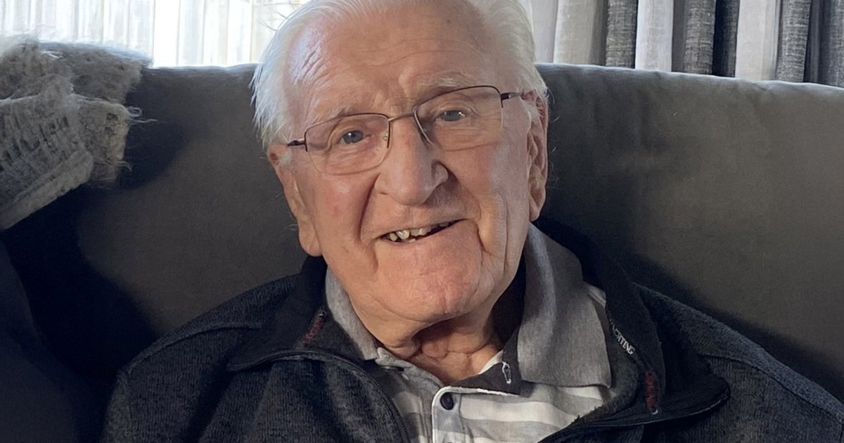 In memoriam — Robert Arthur Neale MNZM - Massey University