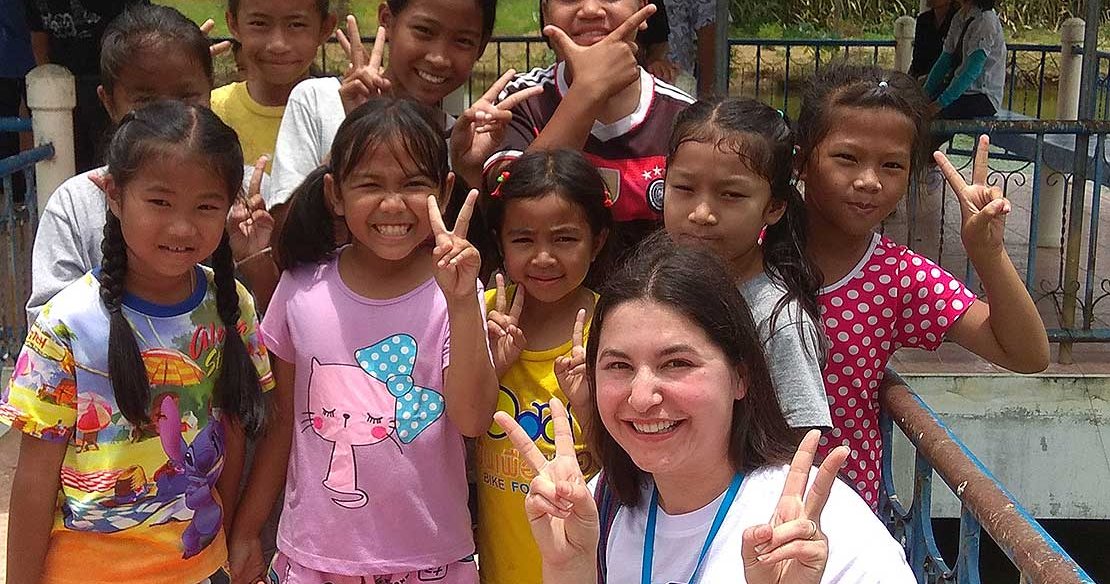 Social work student relishes rare opportunity in Thailand - Massey ...
